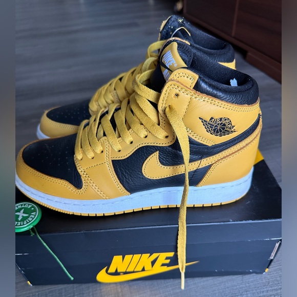 Jordan | Shoes | Air Jordan Retro High Og Pollen Mens Boys 6 Womens 75 ...